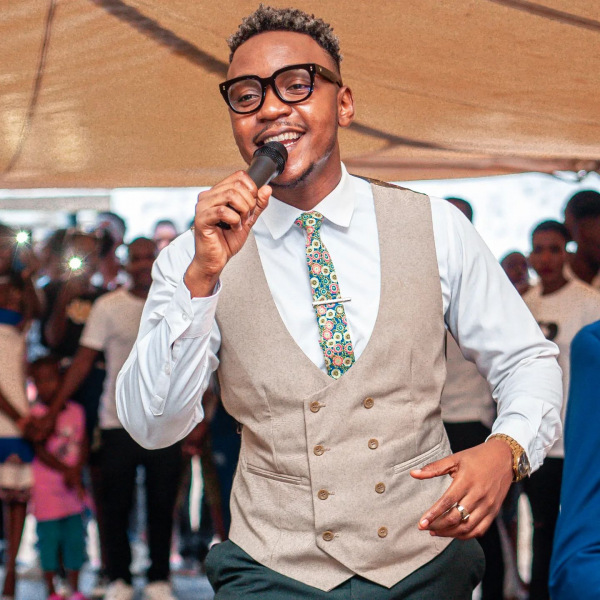 Va Zamile (Tentaram) by Justino Ubakka ⚜ Download or listen online ...