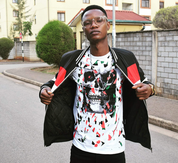 Undress by Bizzo_sbc ⚜ Download or listen online — mdundo.com