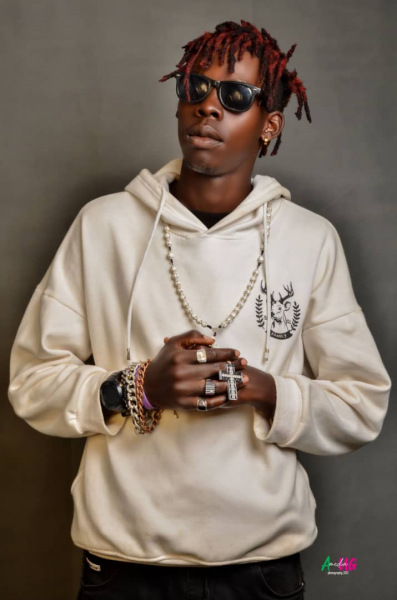 Love by KING Y OFFICIAL ⚜ Download or listen online — mdundo.com