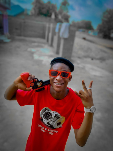 2024 by Wagel ⚜ Download or listen online — mdundo.com