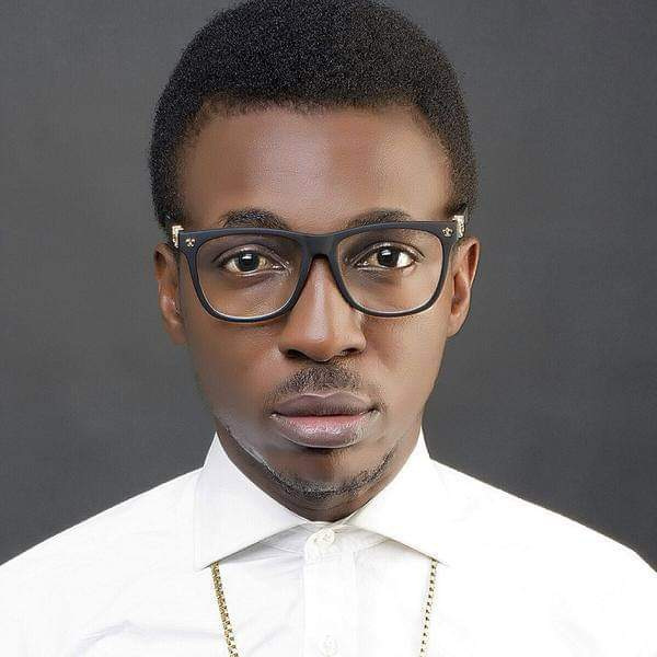 Frank Edwards ⚜ Online songs and bio of the artist — mdundo.com