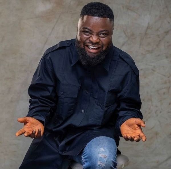 Samuel Folabi ⚜ Online songs and bio of the artist — mdundo.com