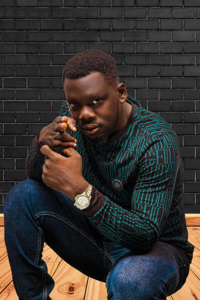 Mr Dee Ug ⚜ Online songs and bio of the artist — mdundo.com