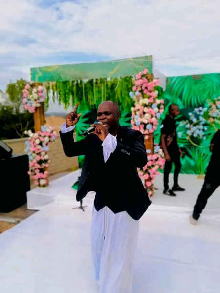 Ronald Mayinja ⚜ Online songs and bio of the artist — mdundo.com