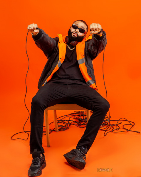 Gimme My Money feat 0710, Sthipla Rsa ft Major Tlilt & The Unlimited ...