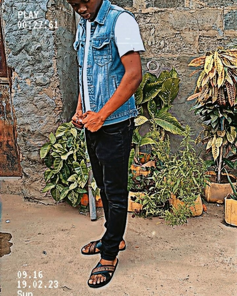 Márcio Trapstar ⚜ Online songs and bio of the artist — mdundo.com