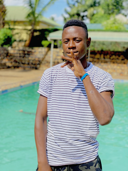 TOLOBA OFFICIAL AUDIO by KING COX MUSIC ⚜ Download or listen online ...