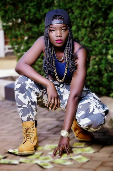 Paper Chasing by A'shaan ⚜ Download or listen online — mdundo.com