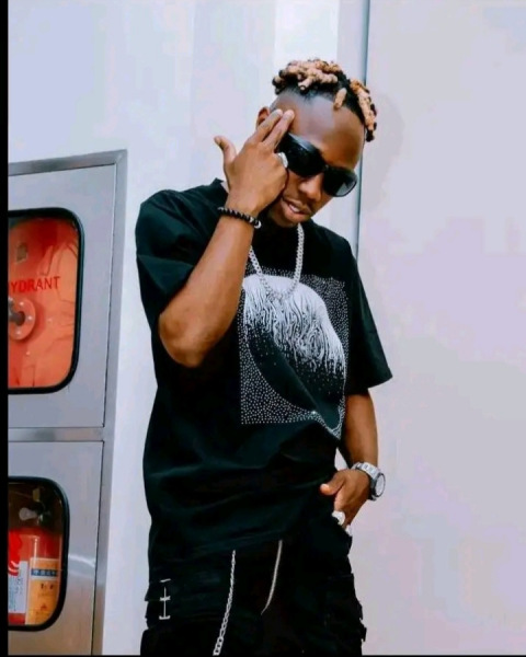 Chino kidd ⚜ Online songs and bio of the artist — mdundo.com