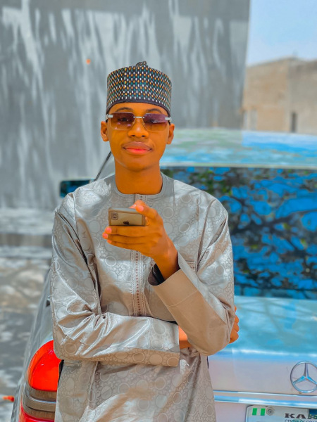 Al Ubaid ⚜ Online songs and bio of the artist — mdundo.com