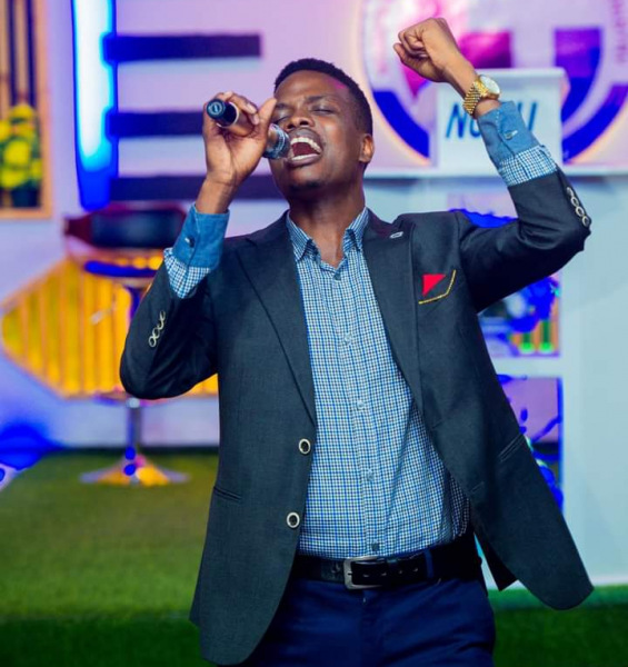 DONALD CHARLES ⚜ Online songs and bio of the artist — mdundo.com