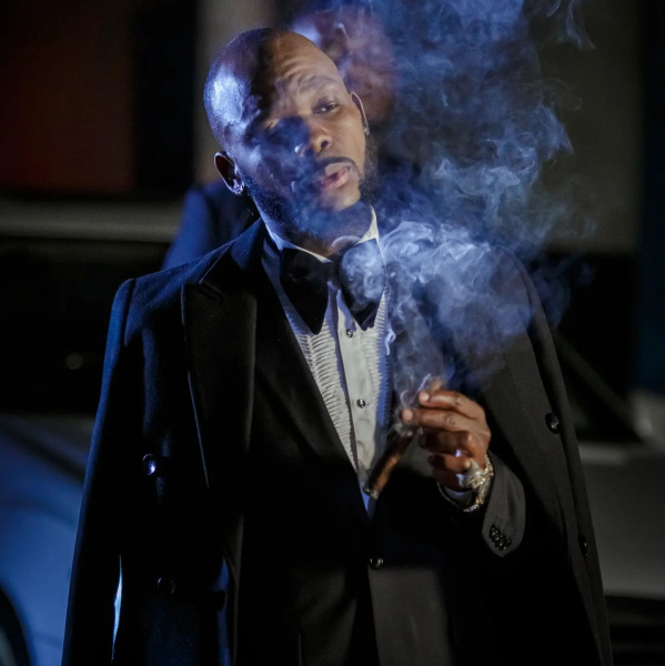 Mr Bow ⚜ Online songs and bio of the artist — mdundo.com