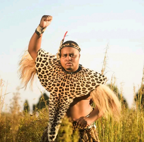 Mthandeni SK ⚜ Online songs and bio of the artist — mdundo.com