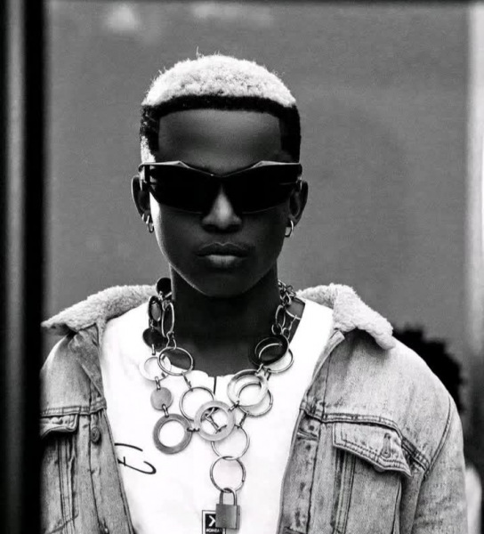 Mchina mweusi ⚜ Online songs and bio of the artist — mdundo.com