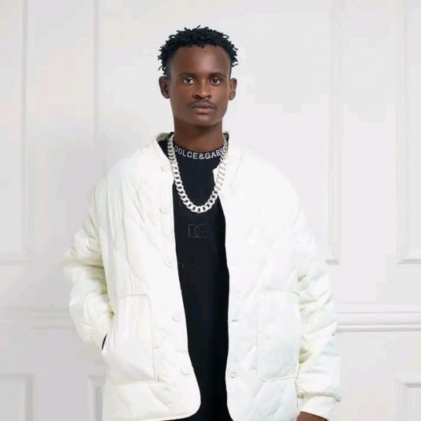 Fokiss Júnior ⚜ Online songs and bio of the artist — mdundo.com