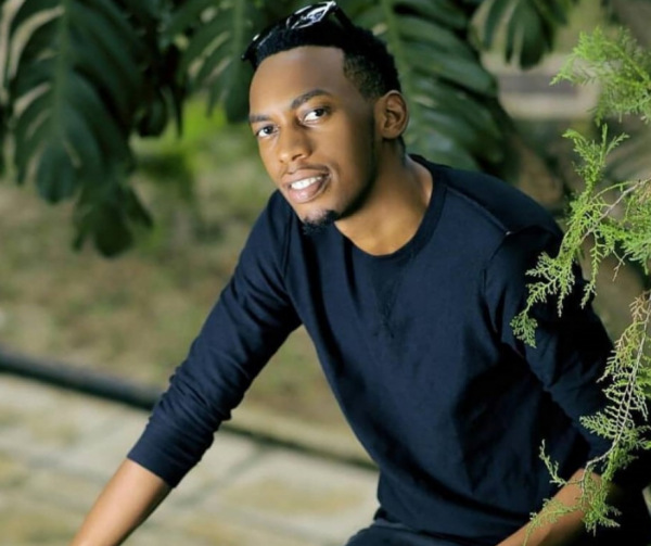 Melt the Strings by Samson Olamide ⚜ Download or listen online — mdundo.com