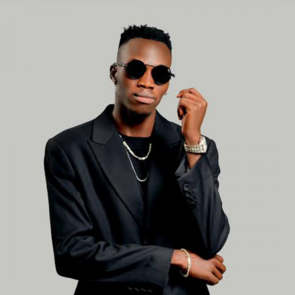 LUL SIMON ⚜ Online songs and bio of the artist — mdundo.com