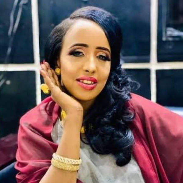 Hodan Abdirahman ⚜ Online songs and bio of the artist — mdundo.com