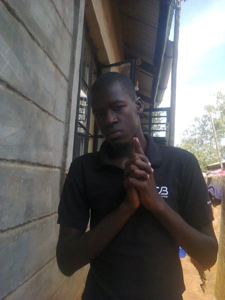 omollo ⚜ Online songs and bio of the artist — mdundo.com